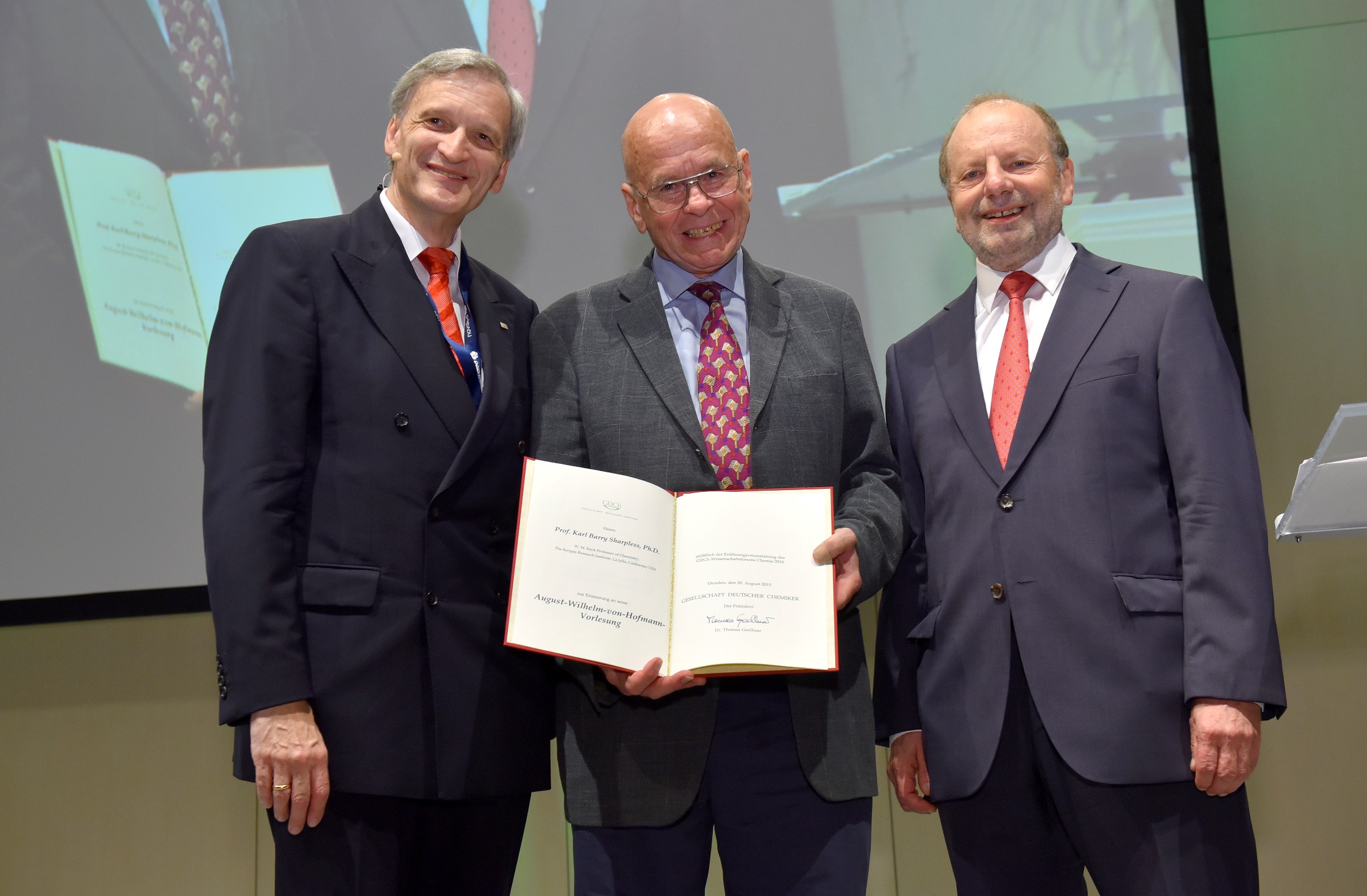 Preise und Auszeichnungen | Gesellschaft Deutscher Chemiker e.V.