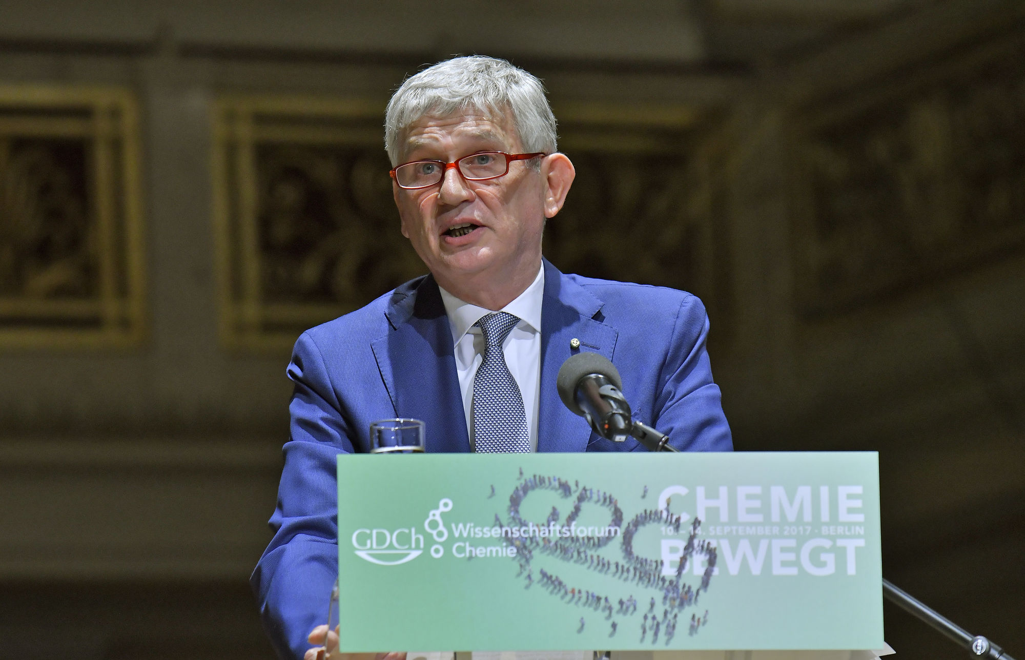 Preise und Auszeichnungen | Gesellschaft Deutscher Chemiker e.V.